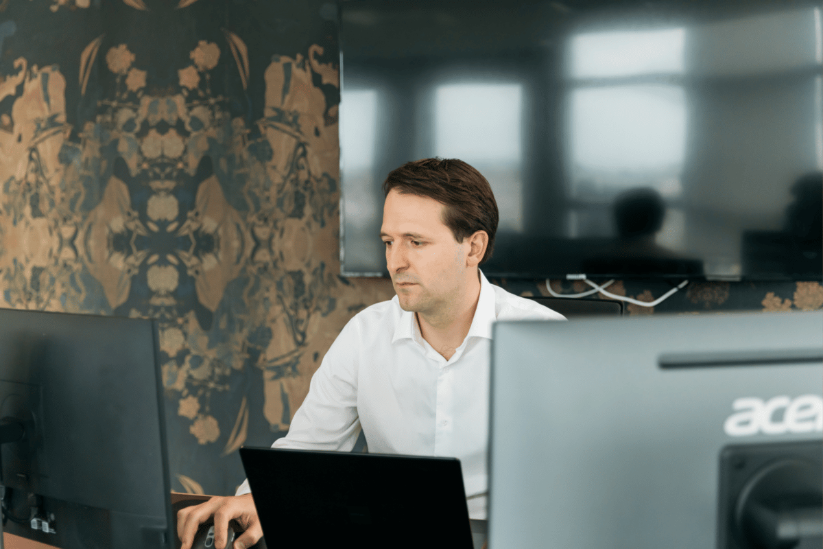 Stanislas Niox-Chateau, diplômé de HEC Paris et CEO Doctolib