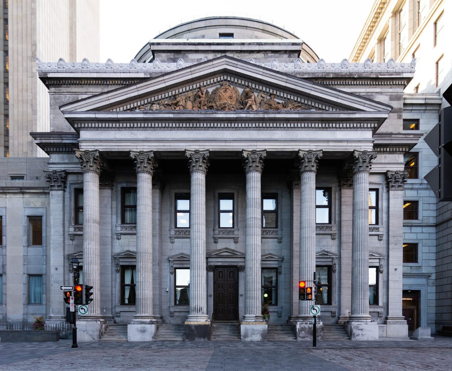 L'interdit bancaire : définition, conséquences et levée d'interdiction