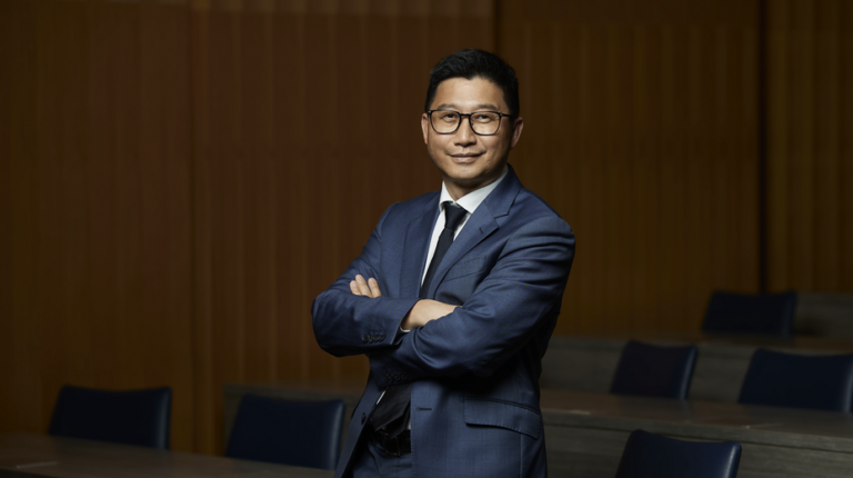 Lélon Laulusa quitte ses fonctions à la tête d'ESCP Business School ...